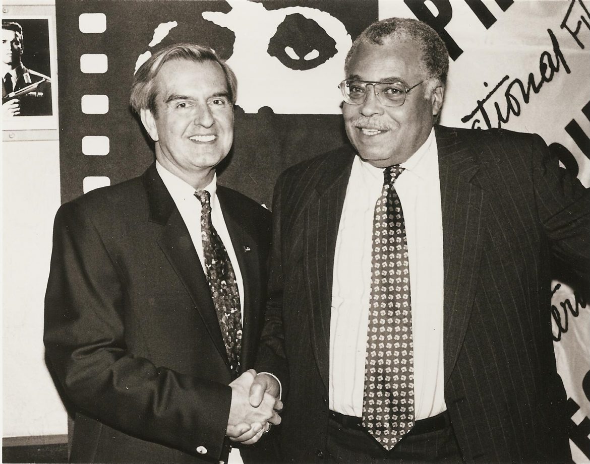 Thumbs Up For Chicago Film Fest’s Michael Kutza – by Cindy Barrymore ...